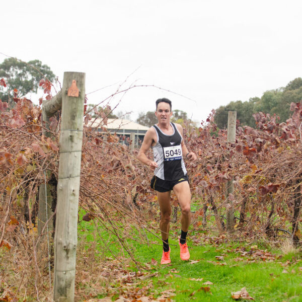 Torrie Lewis speeds to windy 11.18 100m - Inside Athletics